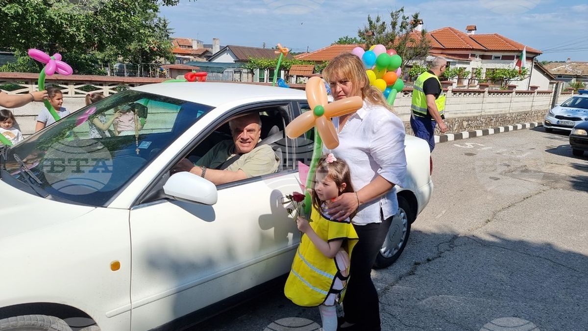 Децата от село Бранище призоваха шофьорите да ги пазят на пътя Утро